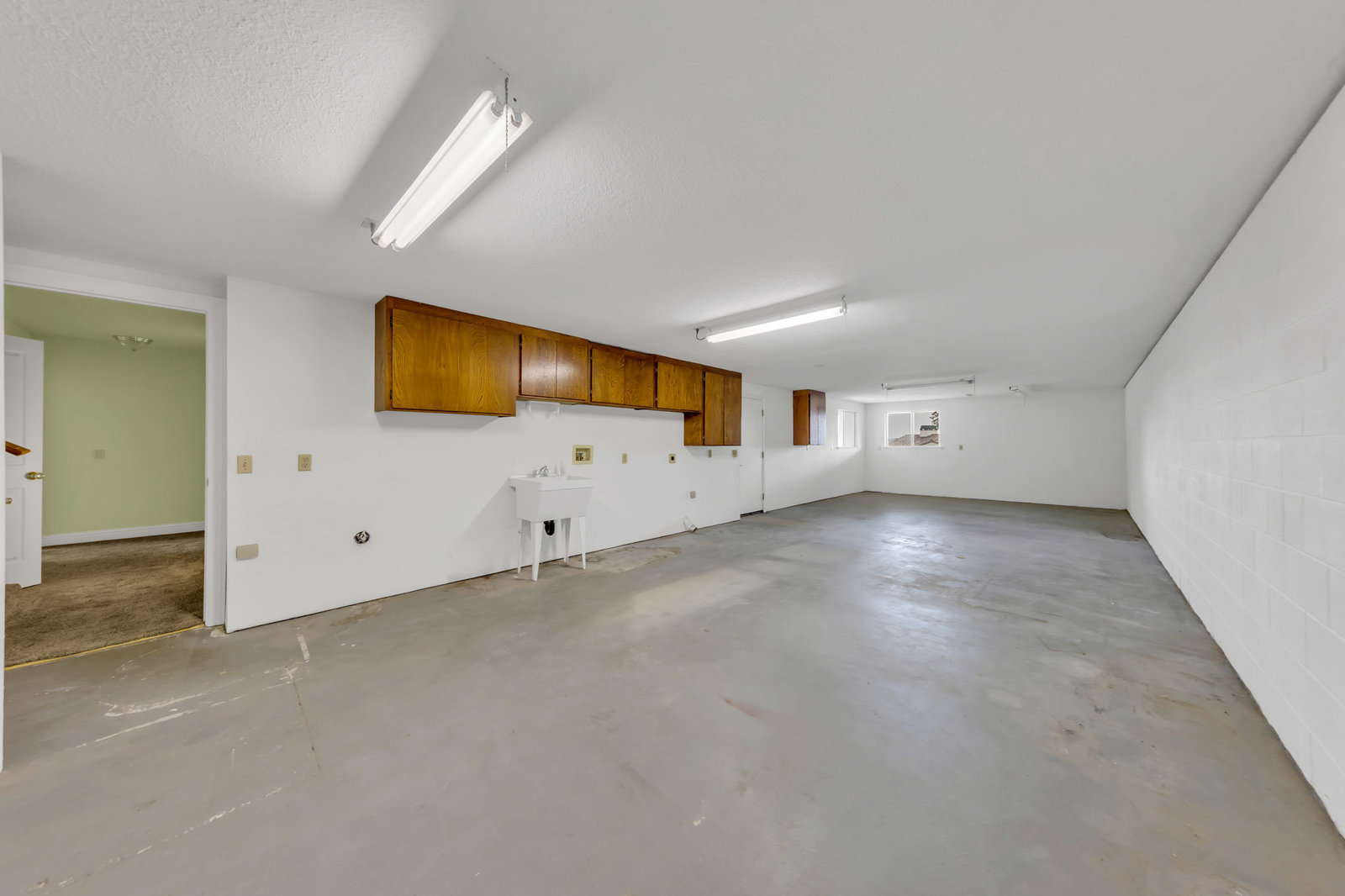 11245 Edgewood Drive | Wesely and Associates inc.