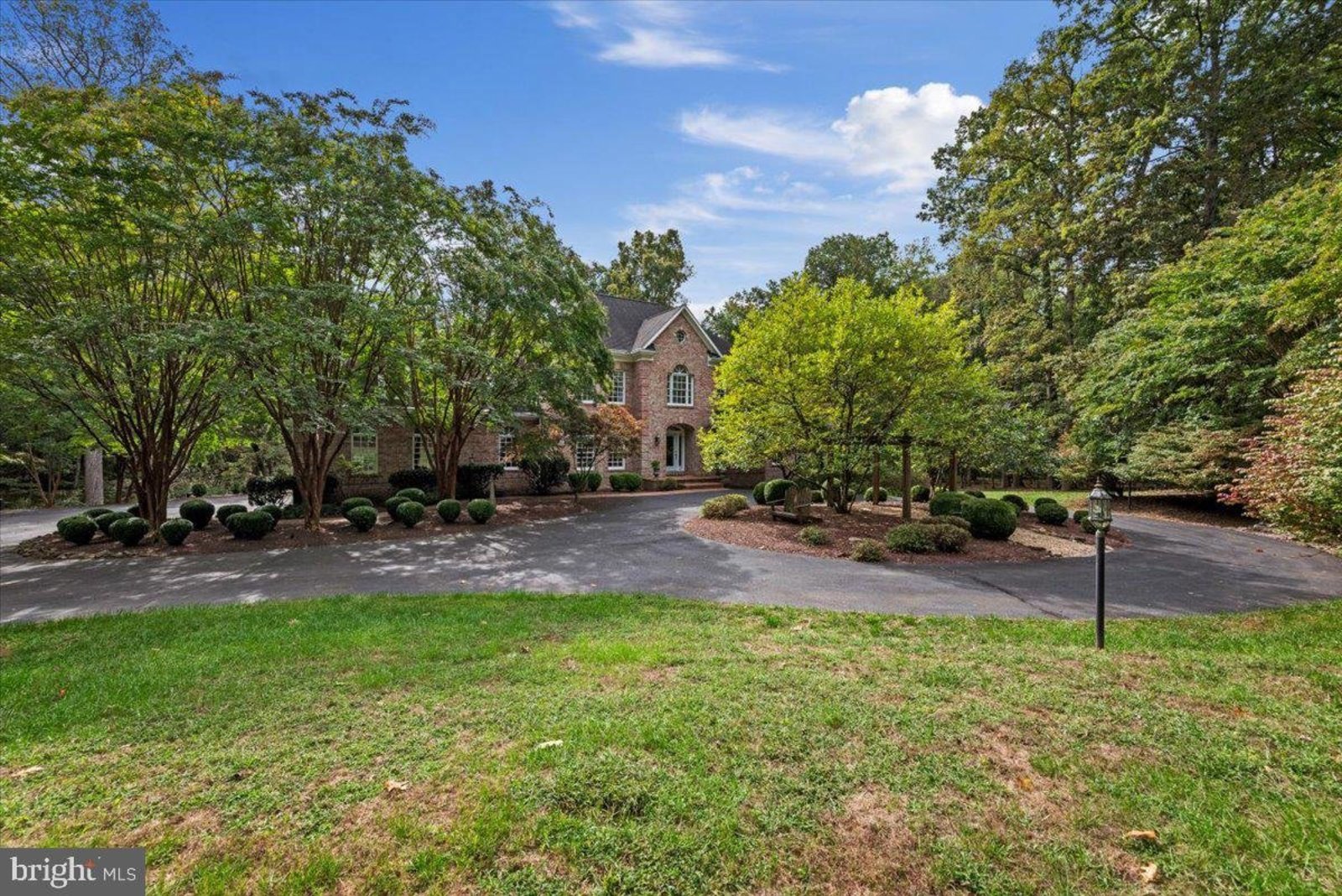 36519 Fox Haven LN | Washington Fine Properties, LLC
