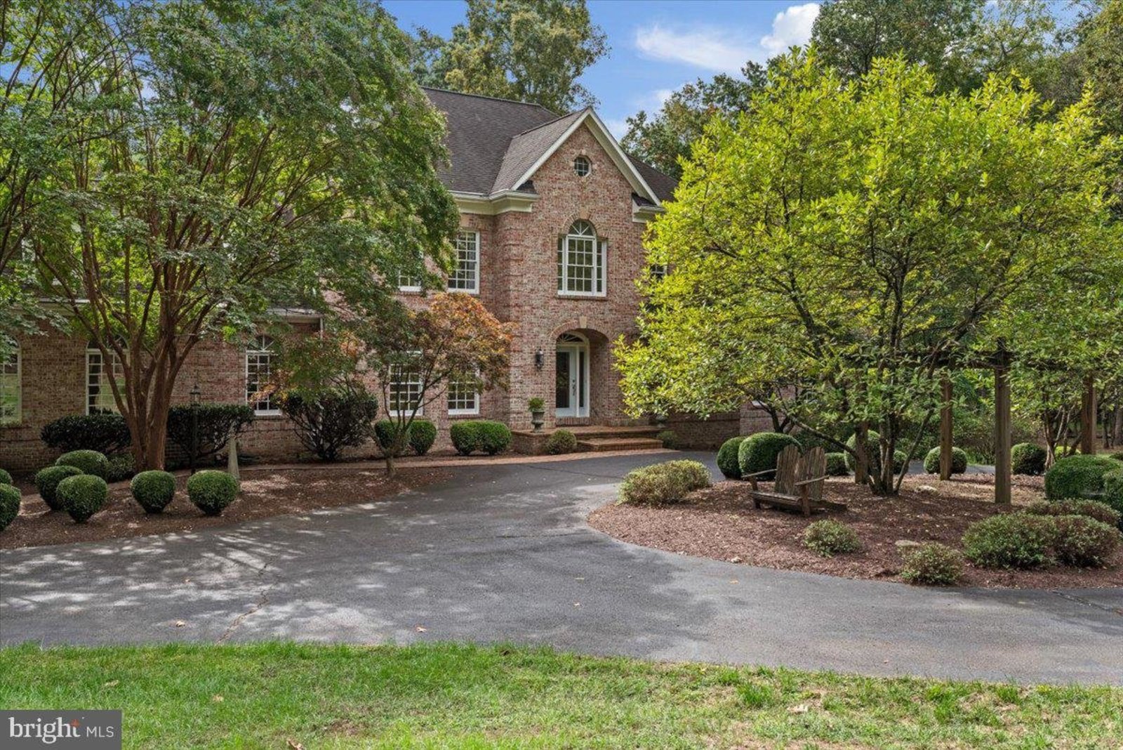 36519 Fox Haven LN | Washington Fine Properties, LLC