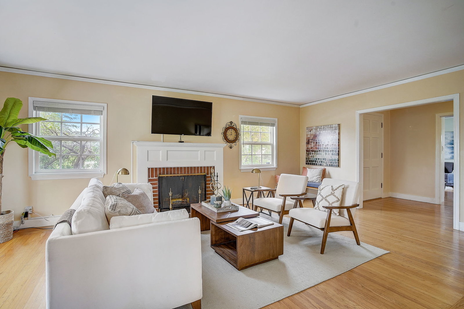 112 Moraga Ave. | Oldham Group | Compass