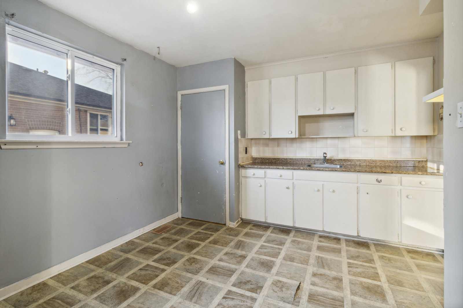 239 Silverbirch Drive