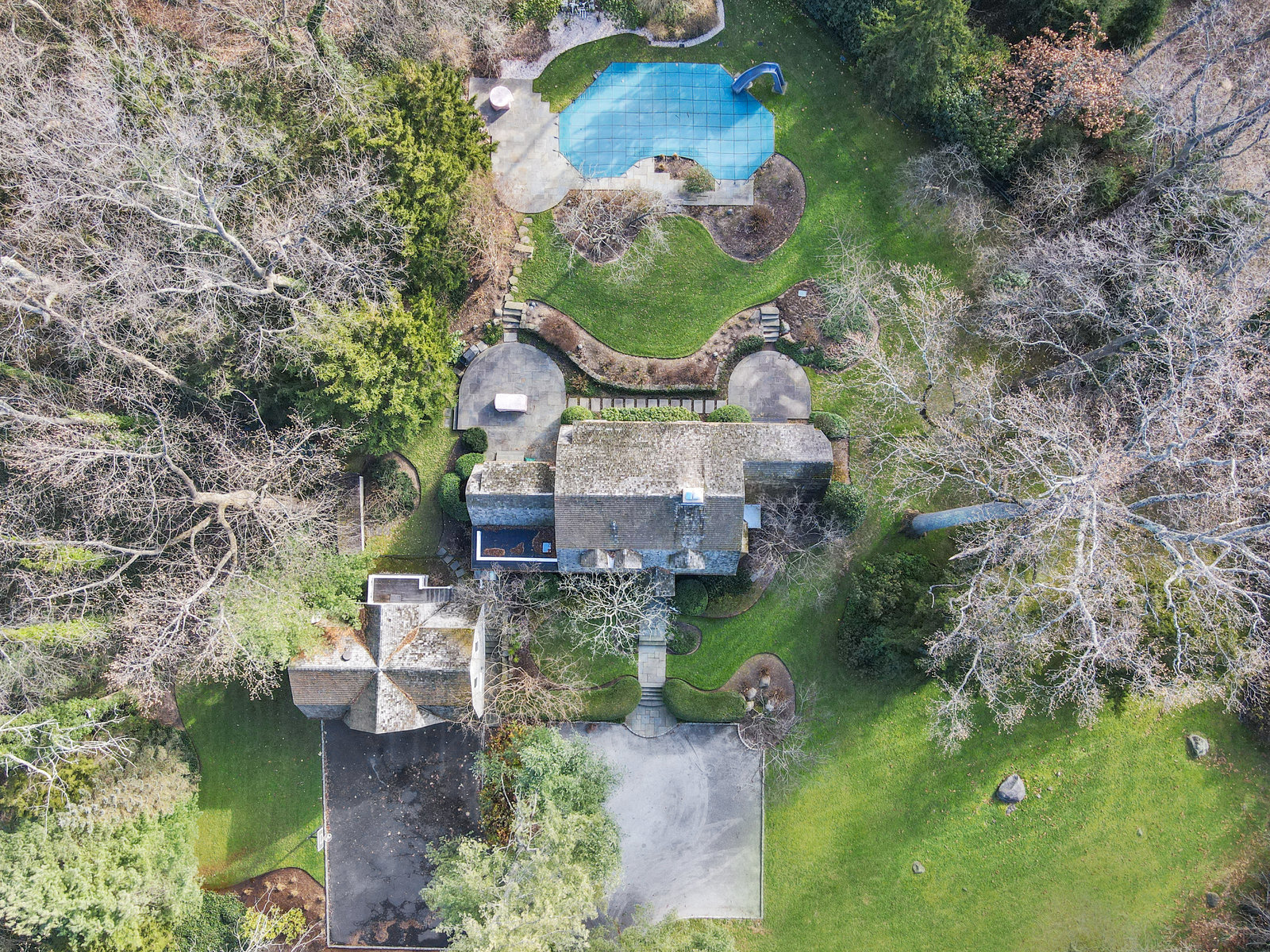 518 Centre Island Road, Centre Island