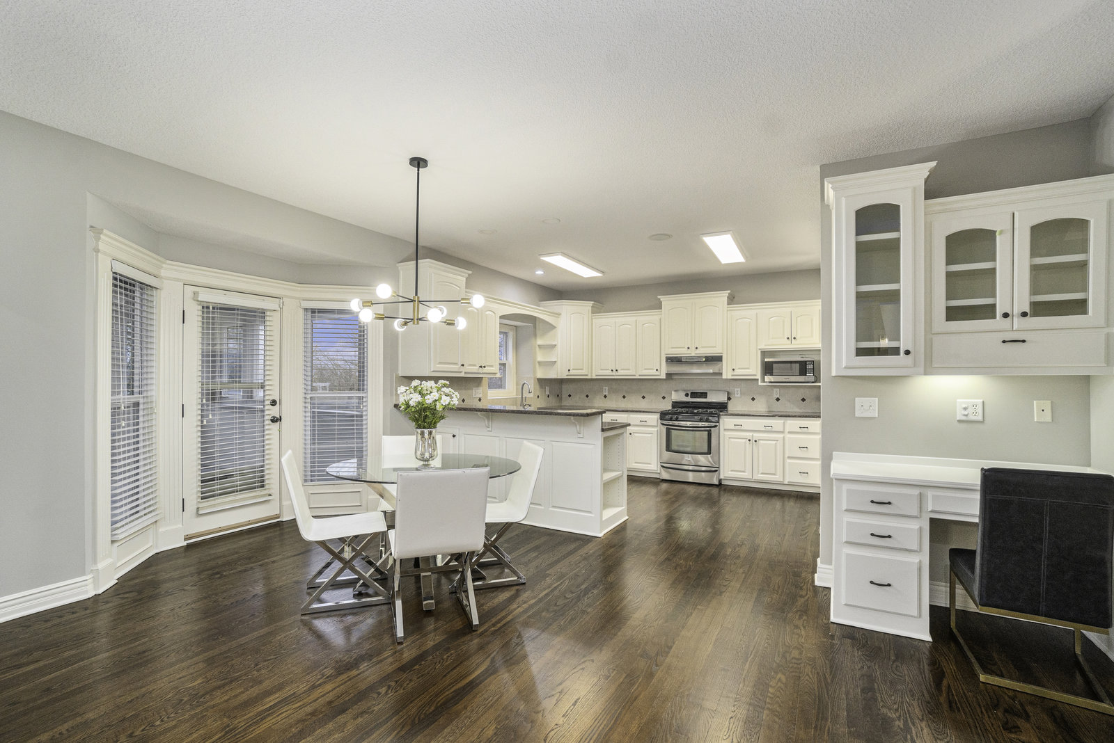 900 Southwest 33rd Street