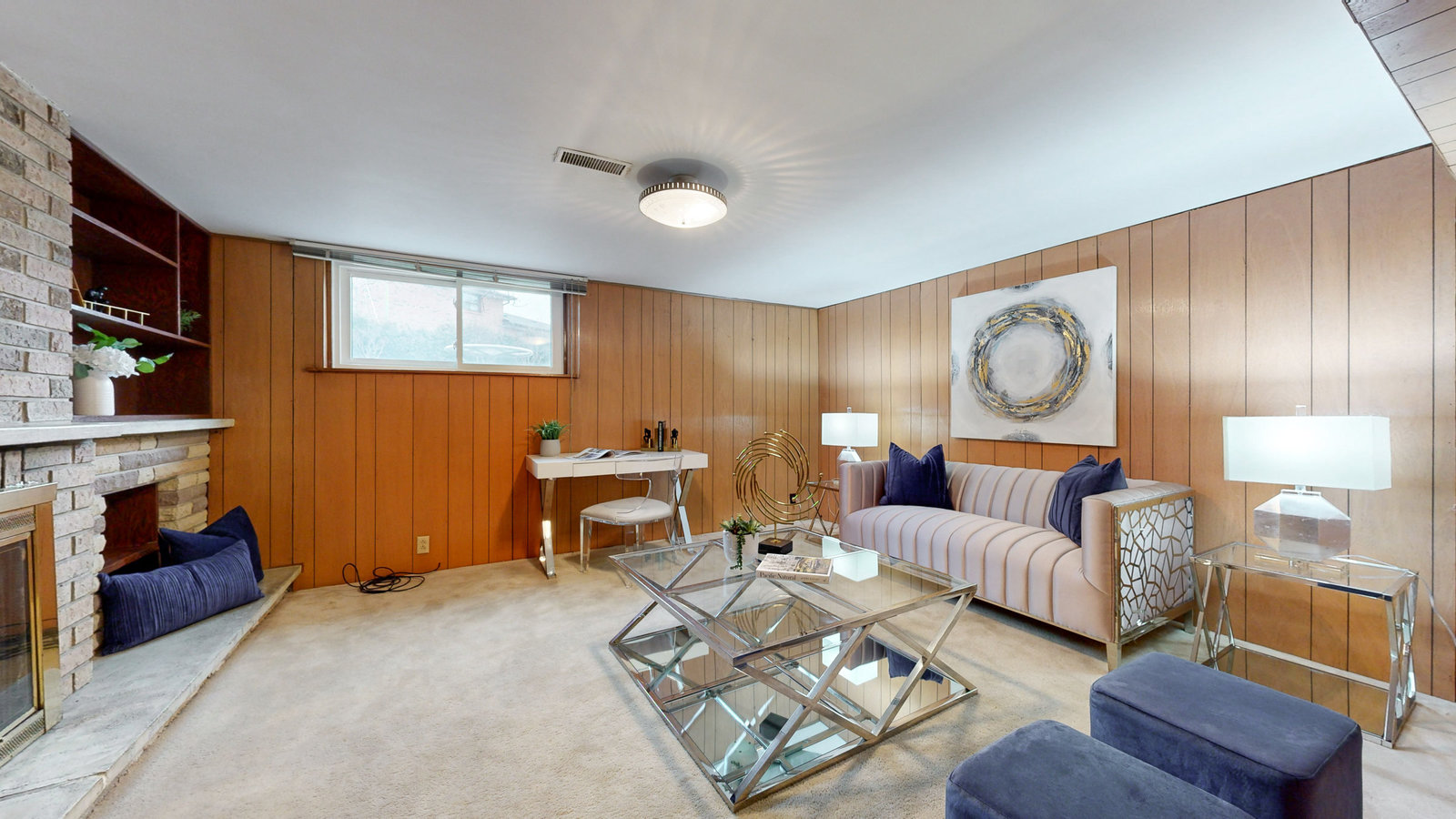10 Lomar Drive