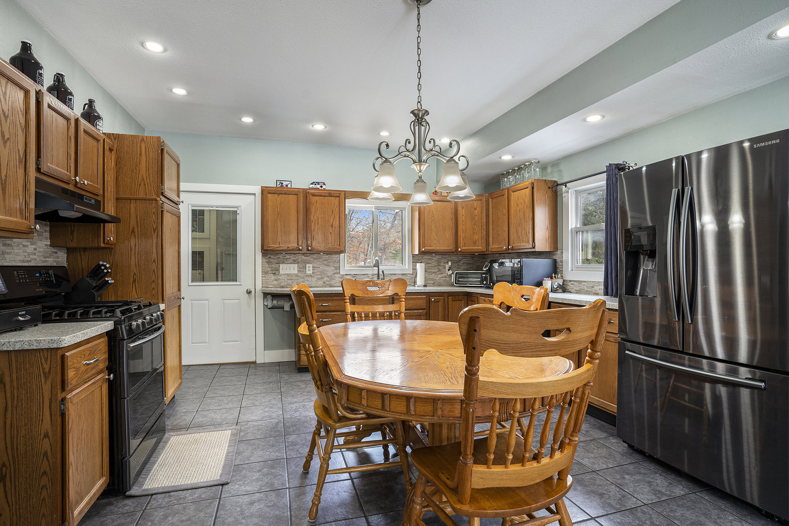 554 West Church Road