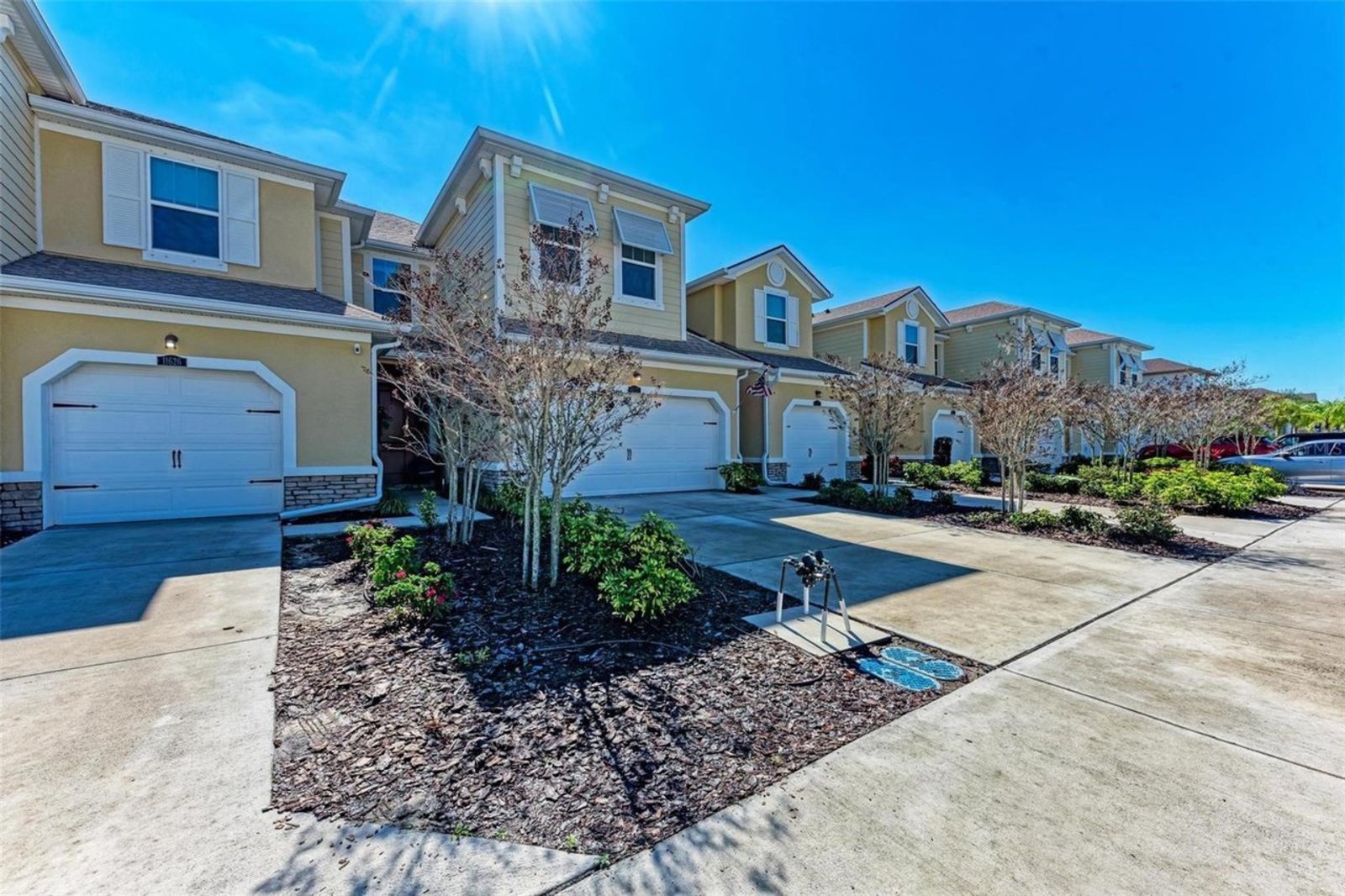 11622 Rolling Green Drive