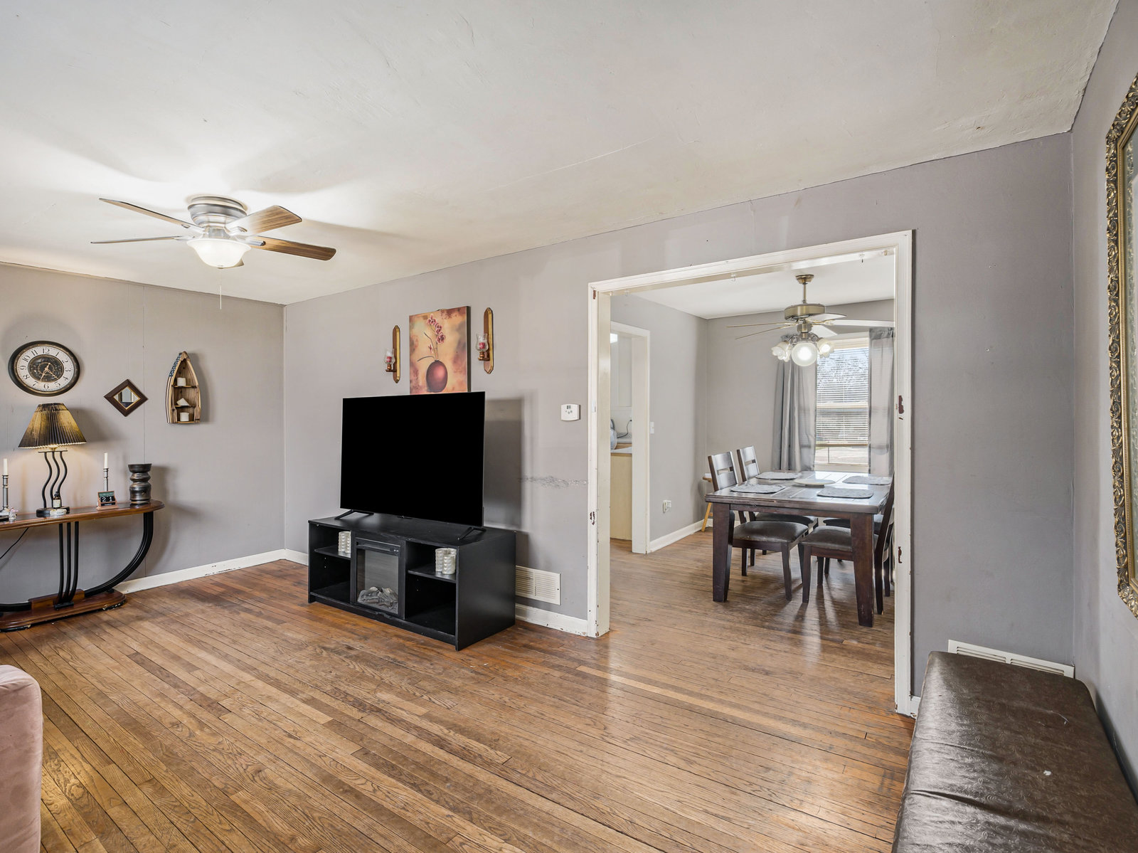 719 North Walker Lane