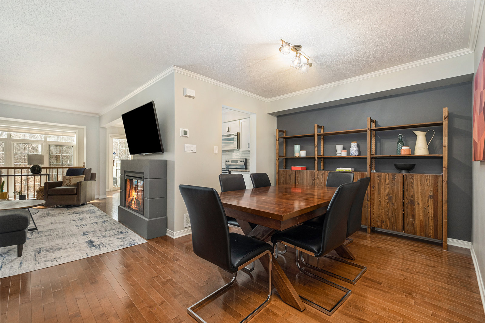 102 Rustwood Private