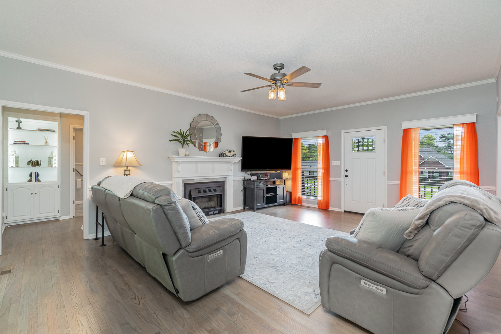 2737 Prince Drive
