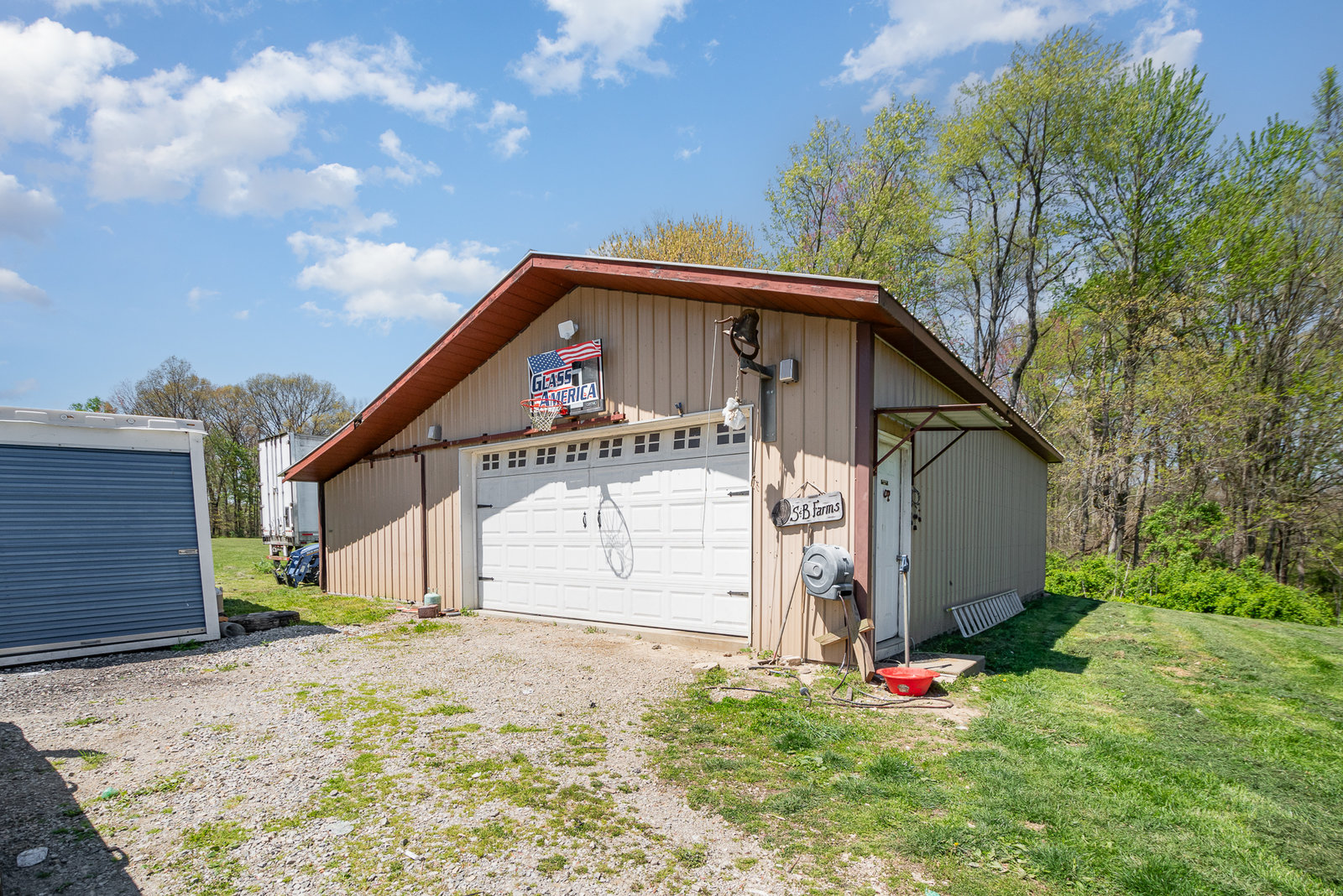 6681 North County Road 800 East