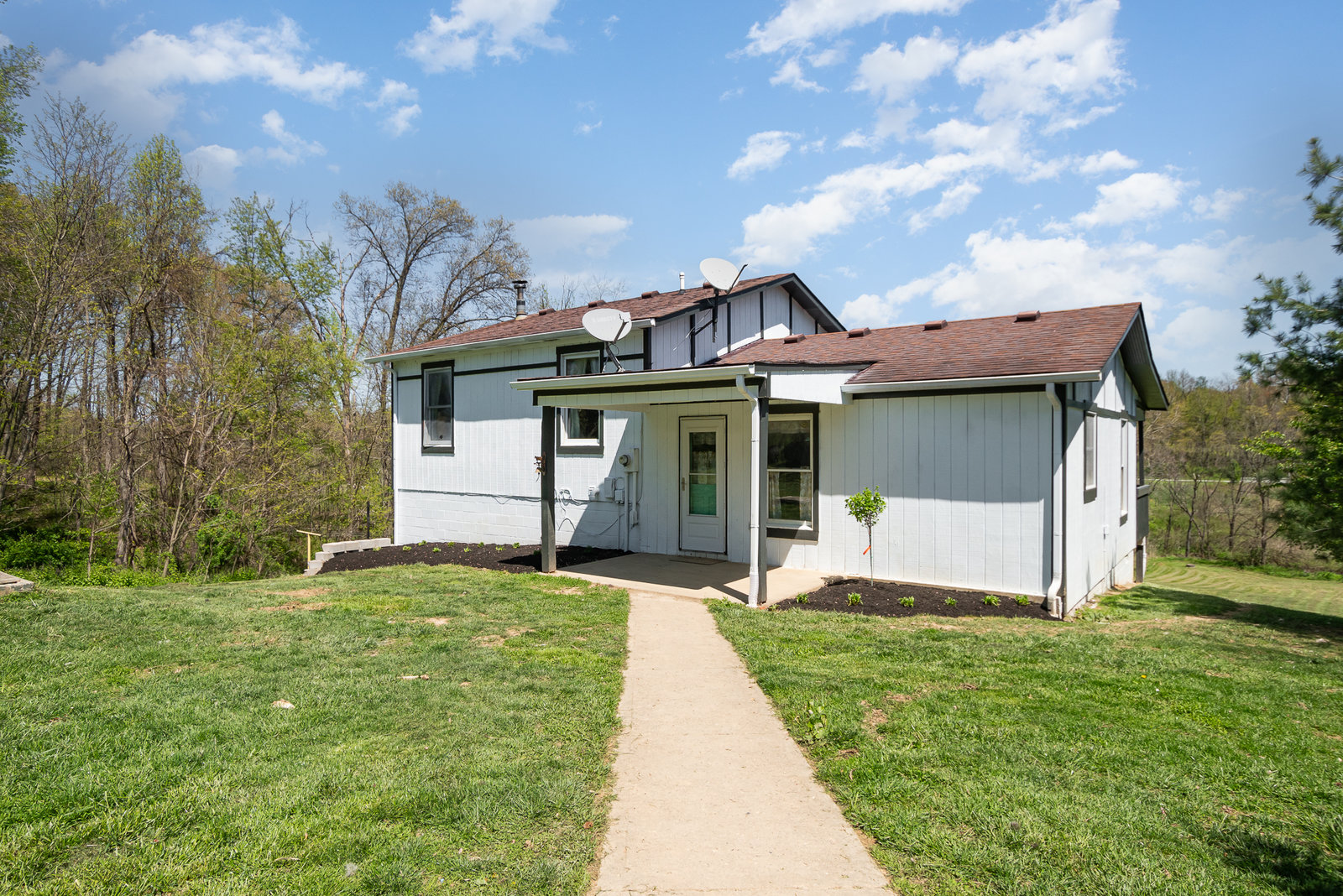 6681 North County Road 800 East