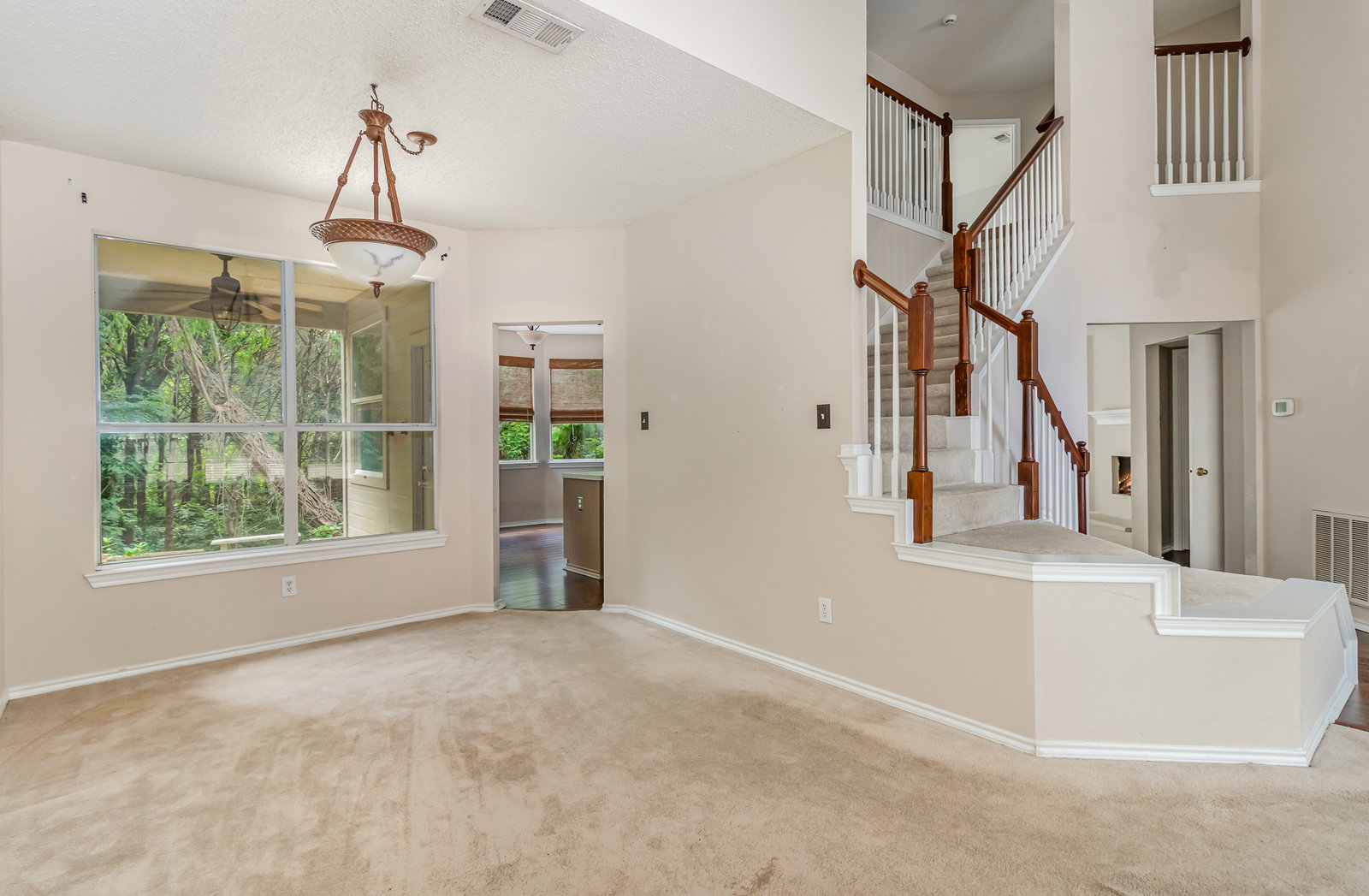 1301 Meadowbrook Drive