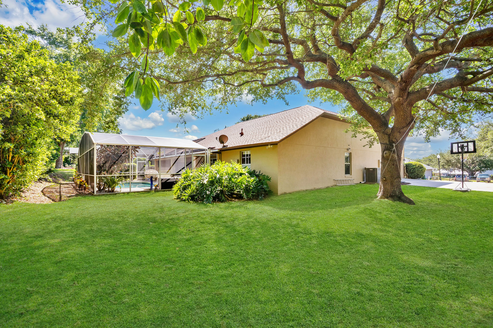 10554 Alameda Alma Road