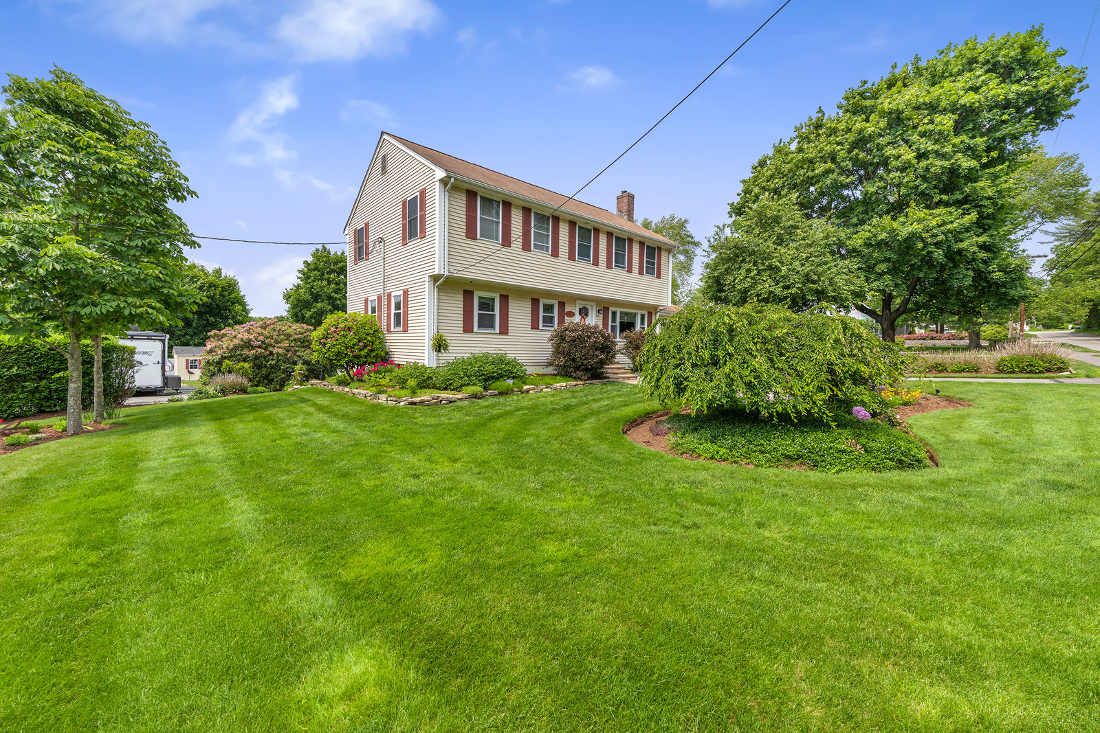 37 Maple St