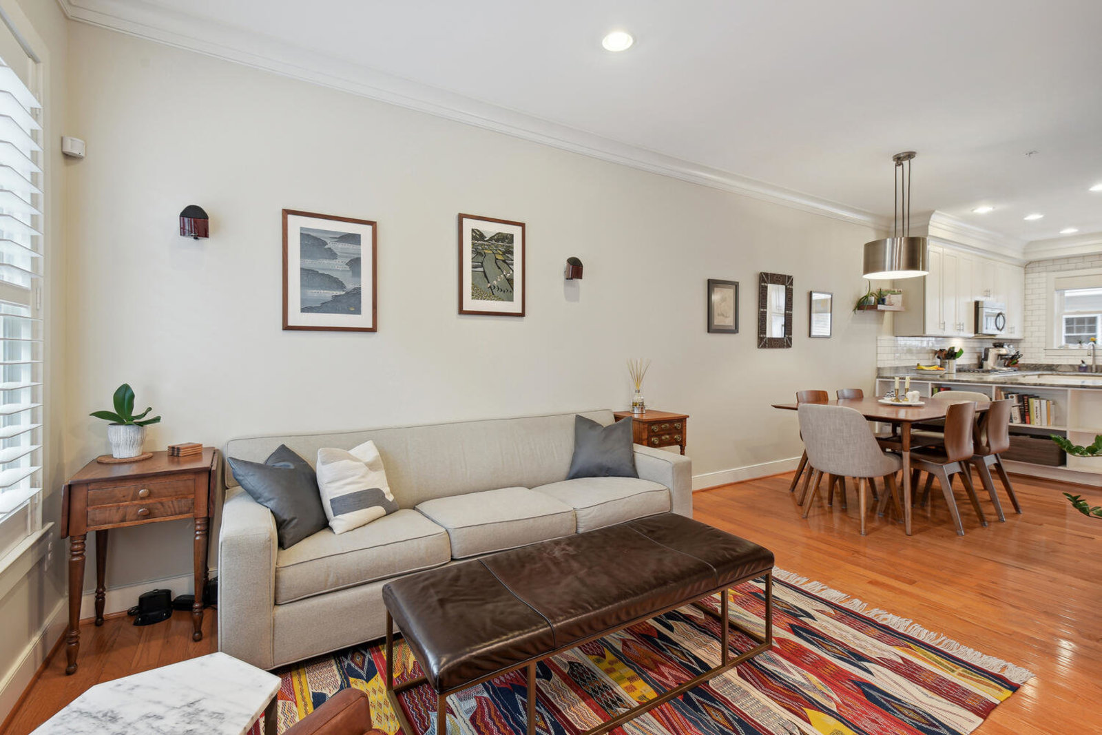 542 Regent Place NE | Washington Fine Properties, LLC