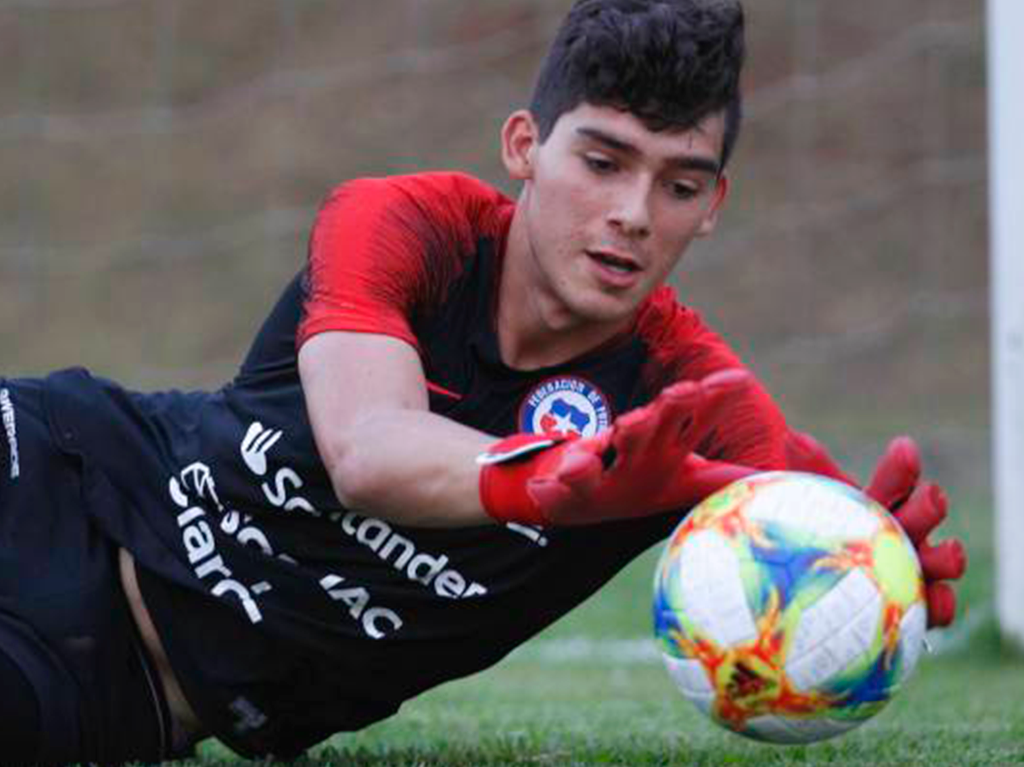 Vicente Reyes: Una alternativa para el arco de La Roja