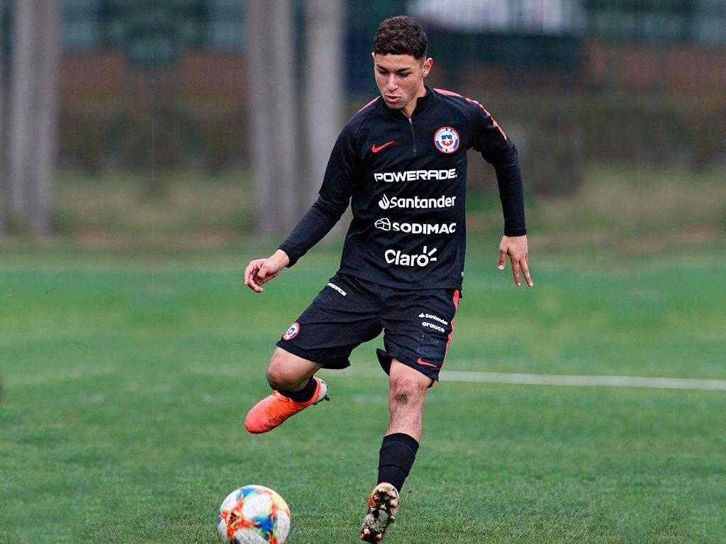 César Pérez: Alternativa para el presente de La Roja