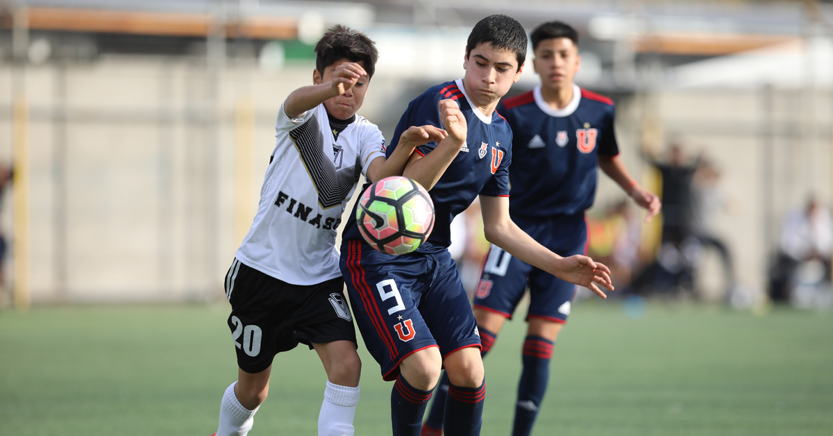 Matías Bozo comandó con cuatro goles la abultada victoria de la Sub 13