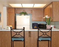 Riviera Oaks Resort and Racquet Club Timeshares | Ramona, California