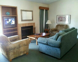 Riviera Oaks Resort and Racquet Club Timeshares | Ramona, California