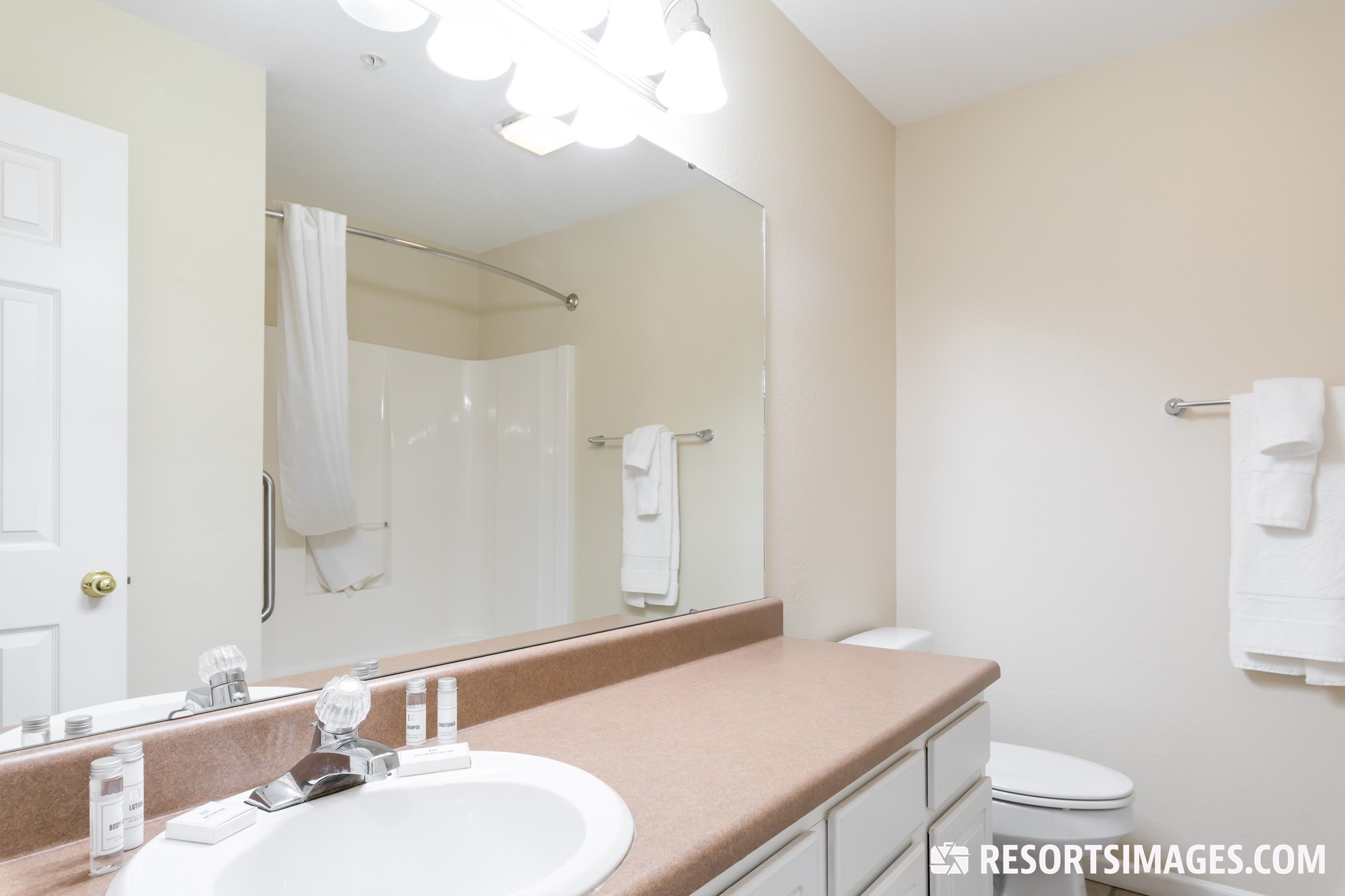 Grand Crowne Resort Timeshares | Branson, Missouri