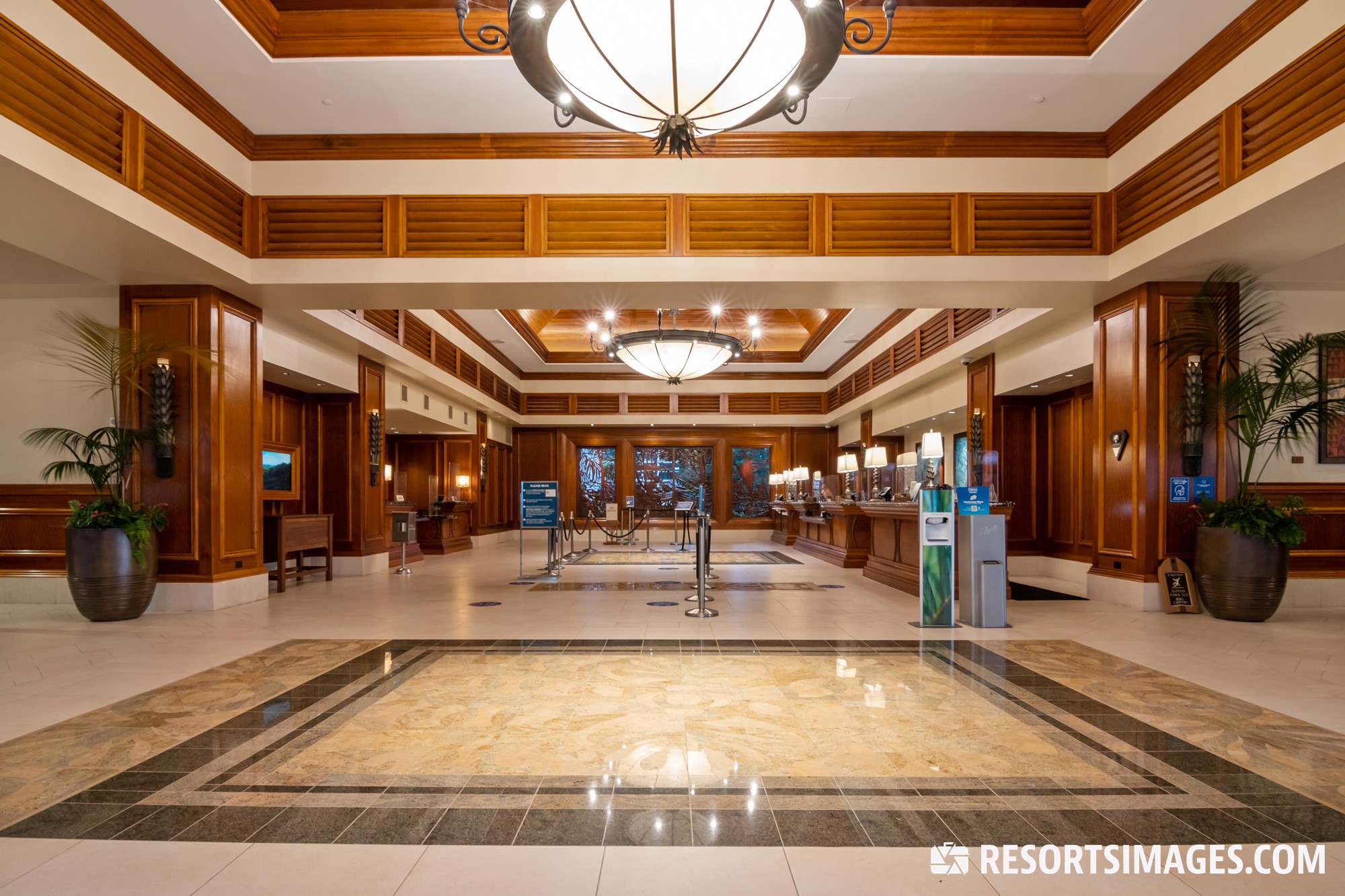 Hilton Hawaiian Village Lagoon Tower Timeshares| Honolulu, Hawaii