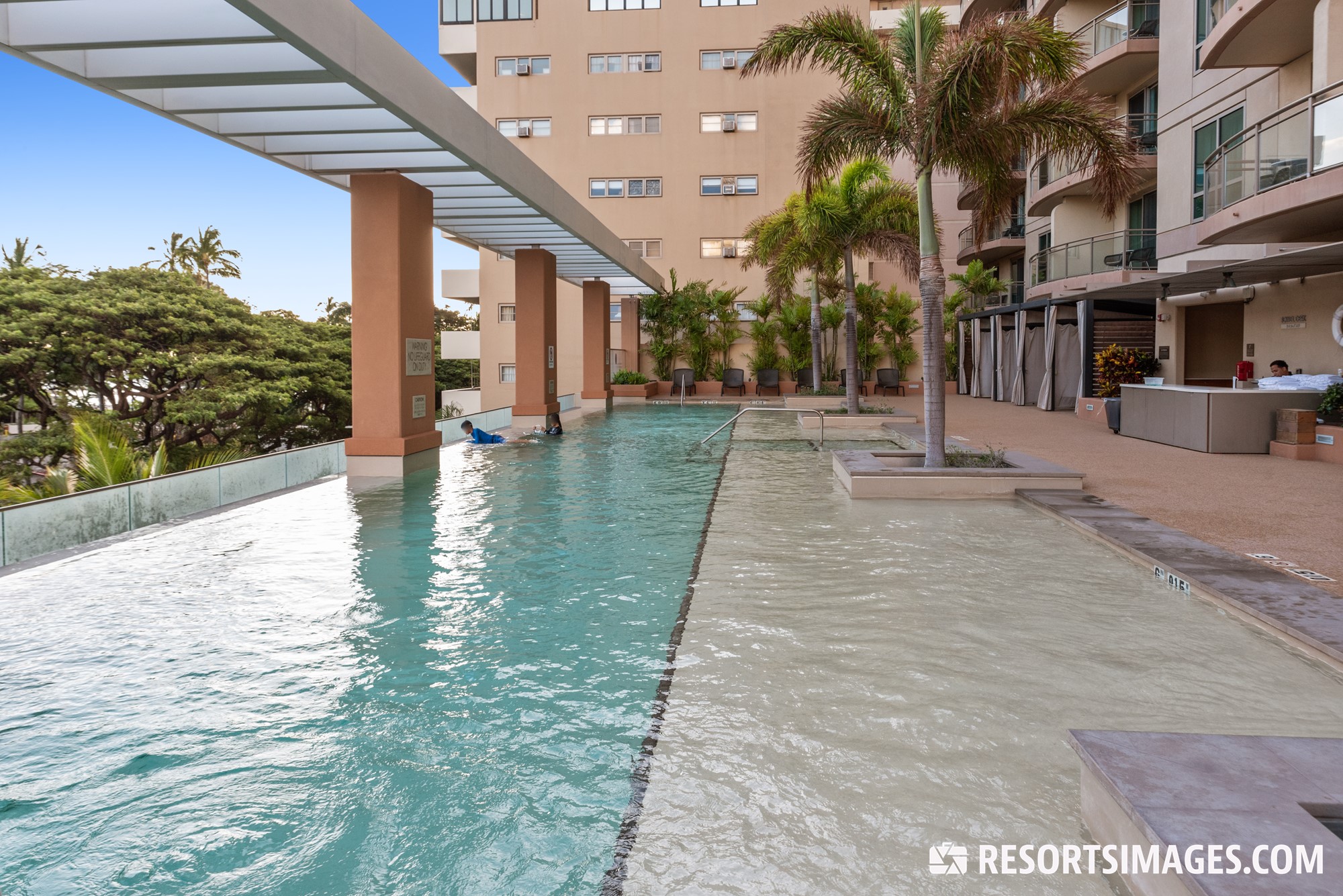 The Grand Islander by Hilton Grand Vacations Timeshares | Honolulu, Hawaii