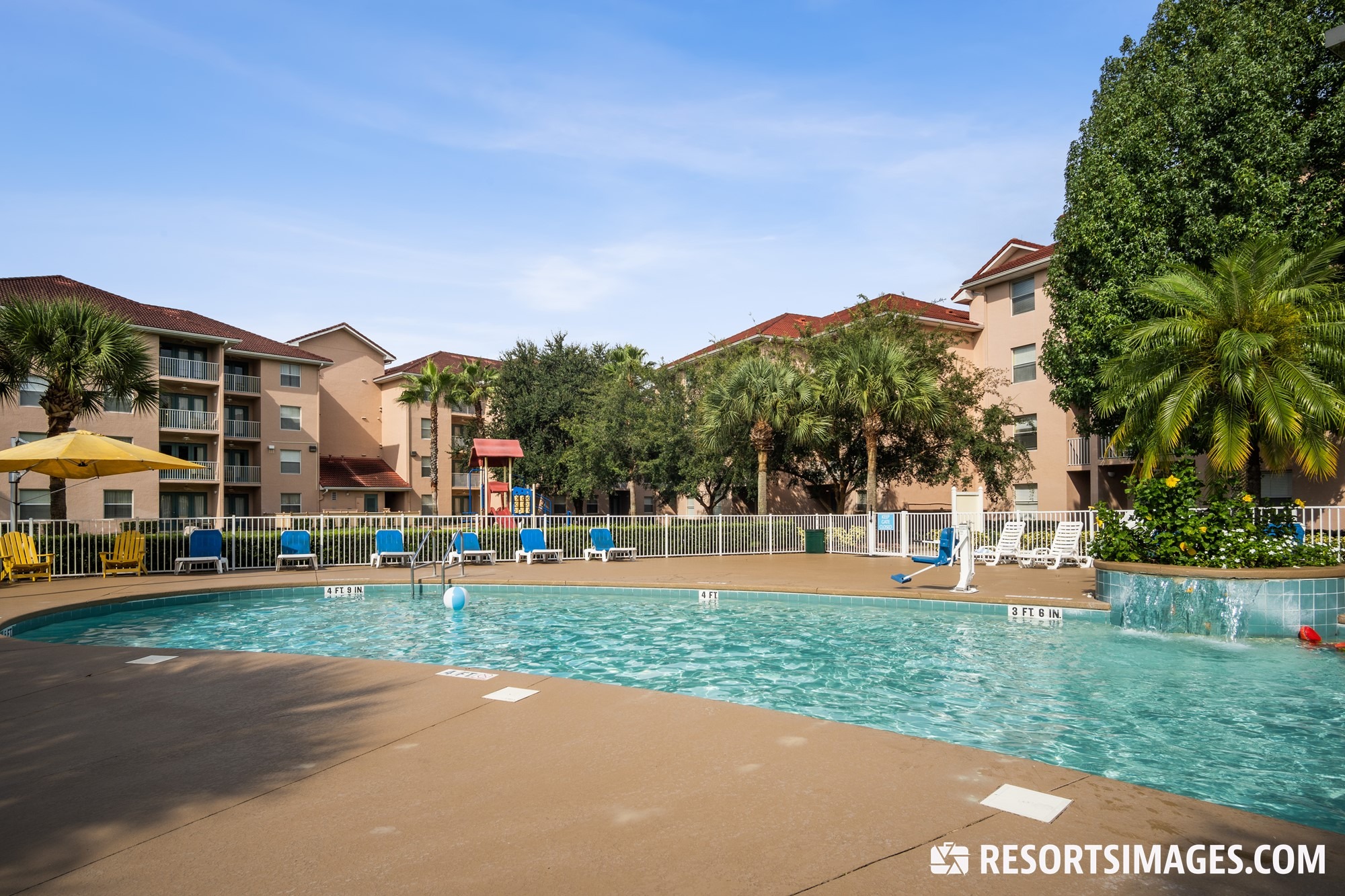 Vacation Villas at FantasyWorld Timeshares | Kissimmee, Florida