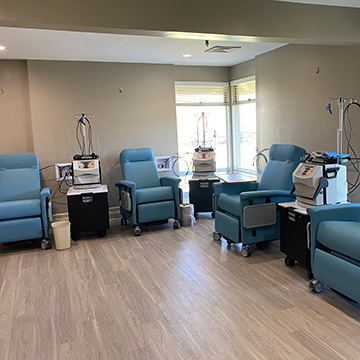 Dialysis Center - Warren Nursing and Rehab