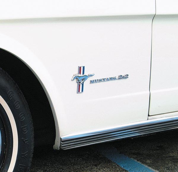 1964-73 Mustang Mustang 2+2 Fender Emblem 1965 1966 Fast...