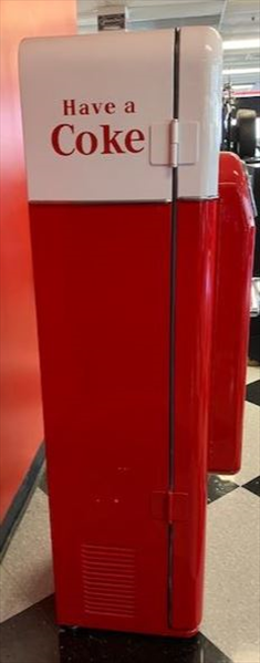 V44 vendo 44 Coke Machine