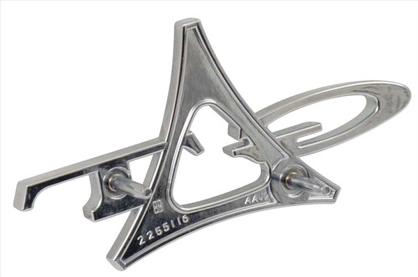 1963 Dart GT Fratzog Fender Emblem.