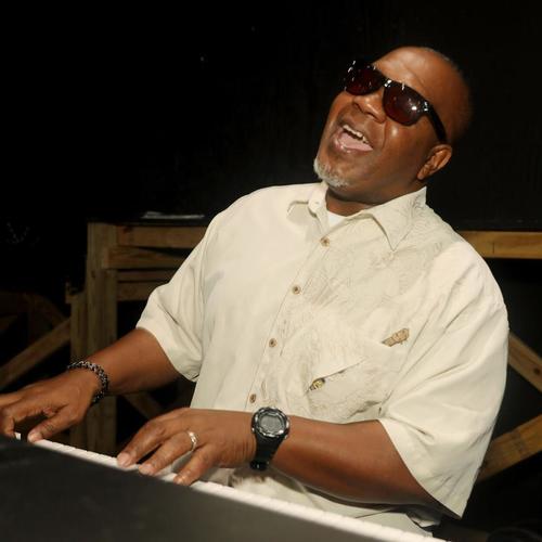 BonTempsTix | Jazz'n the Vines featuring Sam Warren as Ray