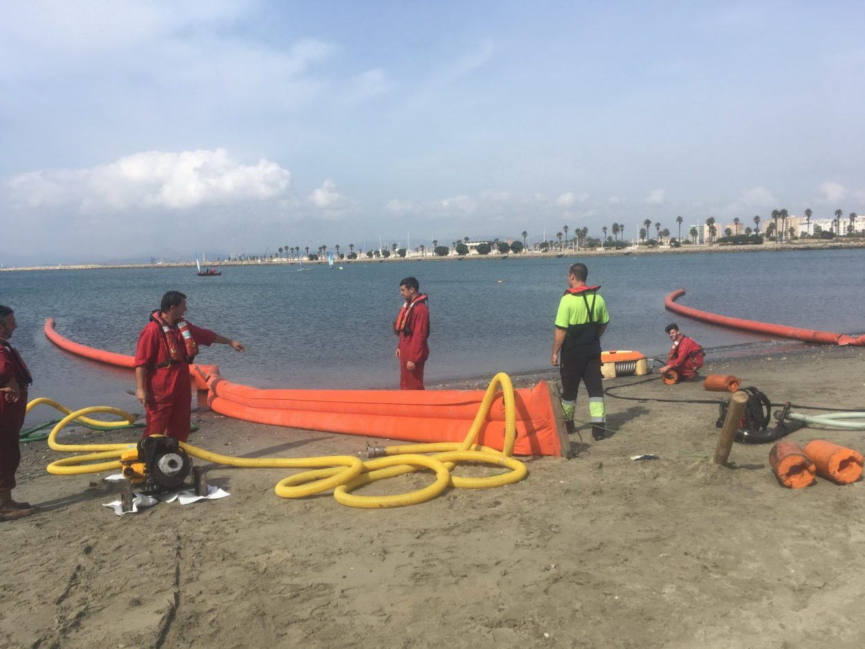 Oil spill exercise at port