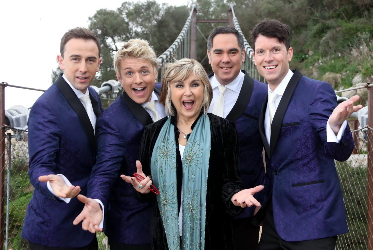 G4 and Lesley Garrett film new music video on the Rock