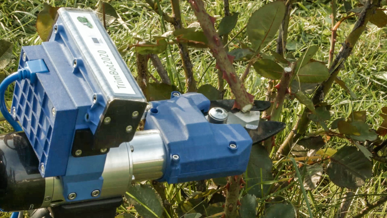 Scientists create gardening robot to help out with pruning and trimming