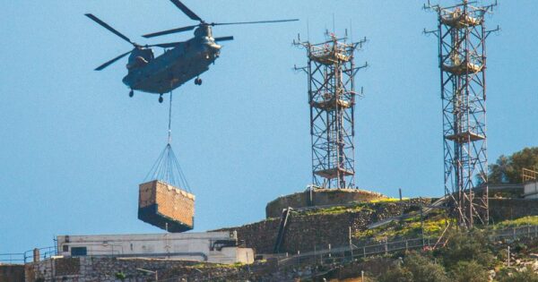 RAF radar equipment delivered by Chinook helicopter