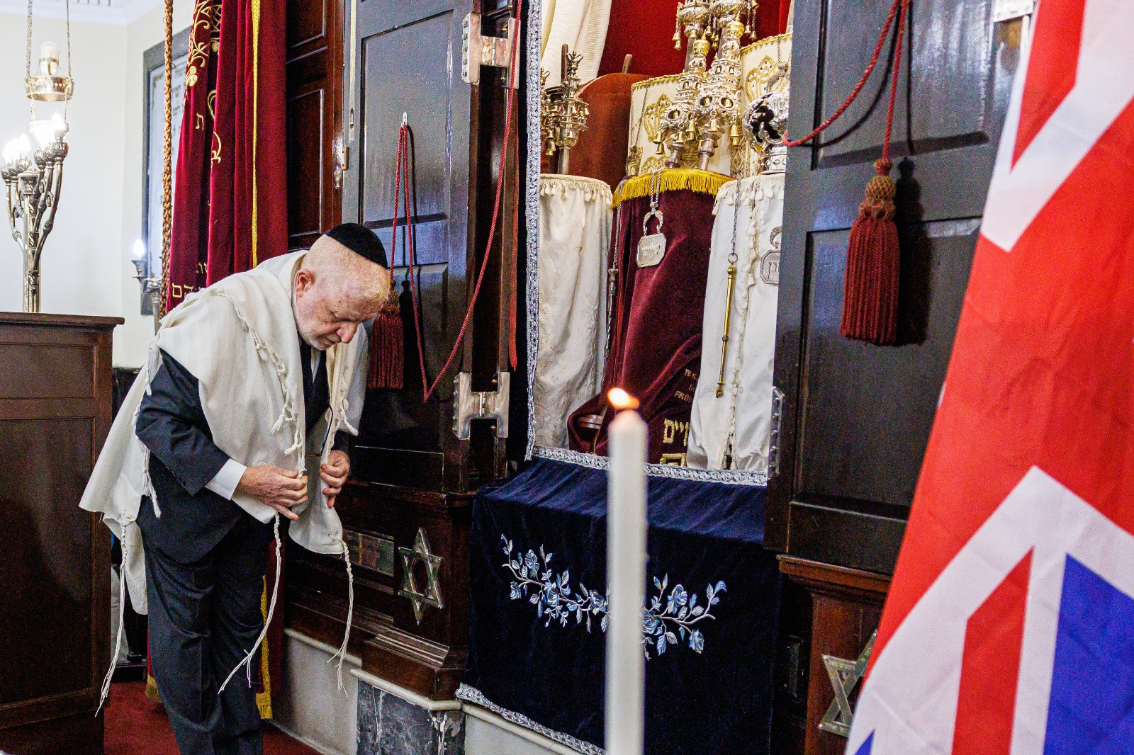 Gibraltar’s Jewish community holds Queen’s memorial service