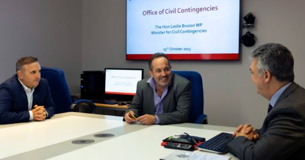 Bruzon meets civil contingencies team