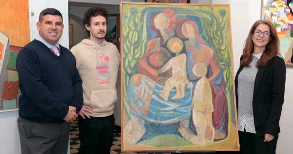 Mario Finlayson’s ‘Sagrada Familia’ donated to Govt art collection