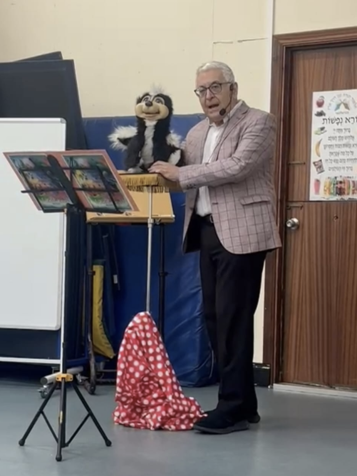 Hebrew Primary School promotes reading for pleasure