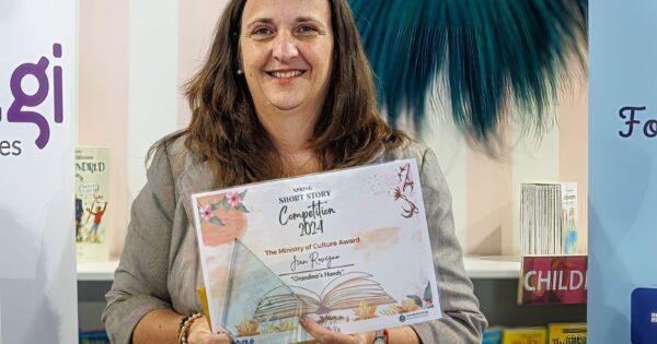 Short Story Overall Winner Jean Rovegno with ‘Grandma’s Hands’