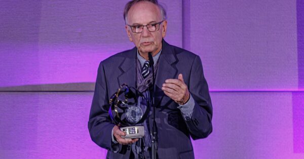 Richard Cartwright presented with Lifetime Achievement Award