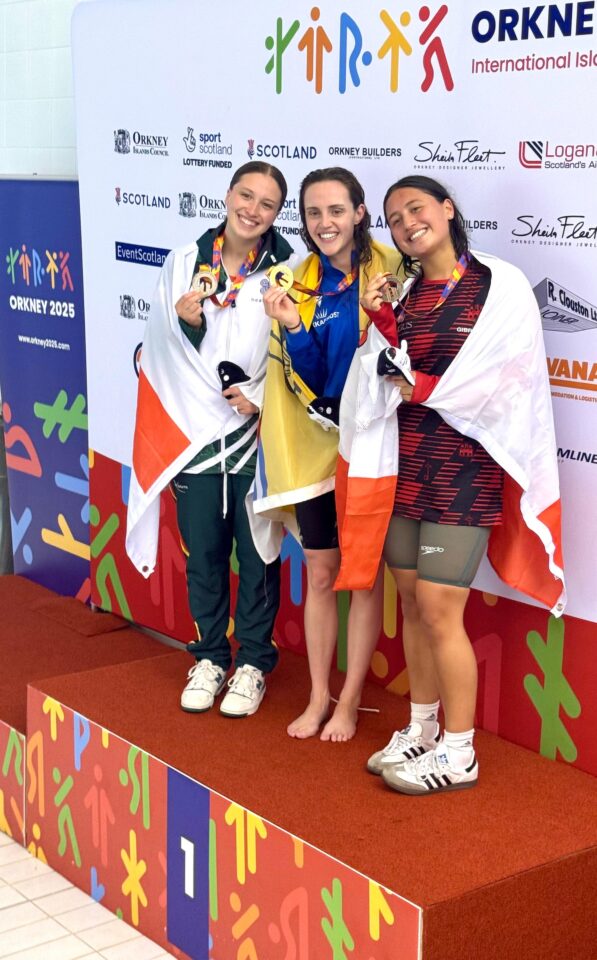 Asia Kent wins bronze and sets national record at Island Games