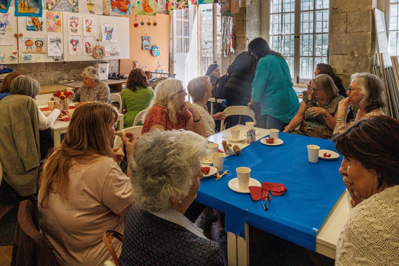 Arts and crafts coffee morning raises £828 for Baby Stepps