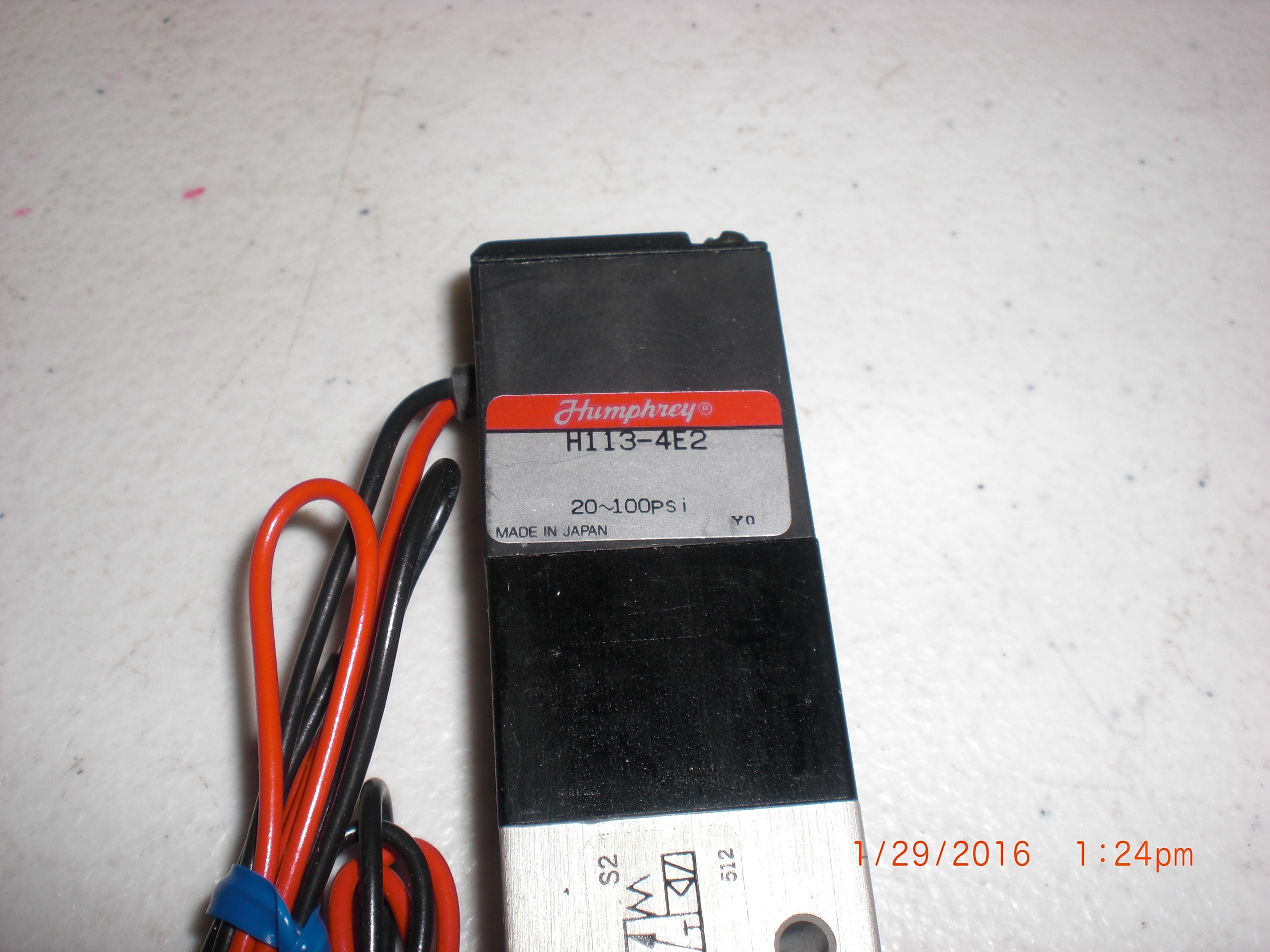 VALVE HUMPHREY H113-4E2 Solenoid, 24VDC, 3 Positon, 4-WAY £61.97 ...