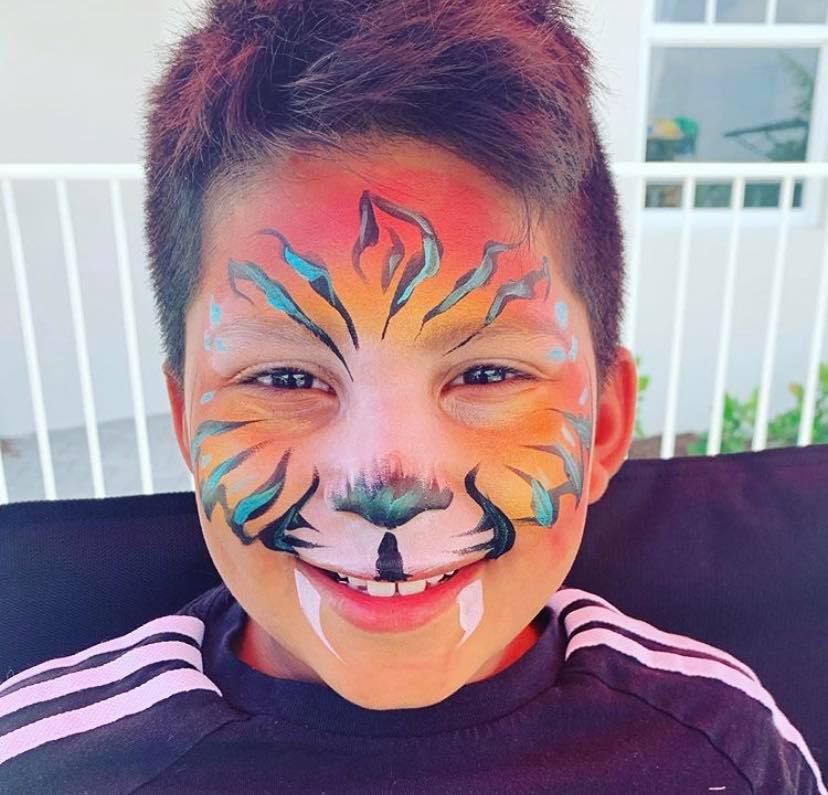 Hire Artsy Arrow - Face Painter in Coral Springs, Florida