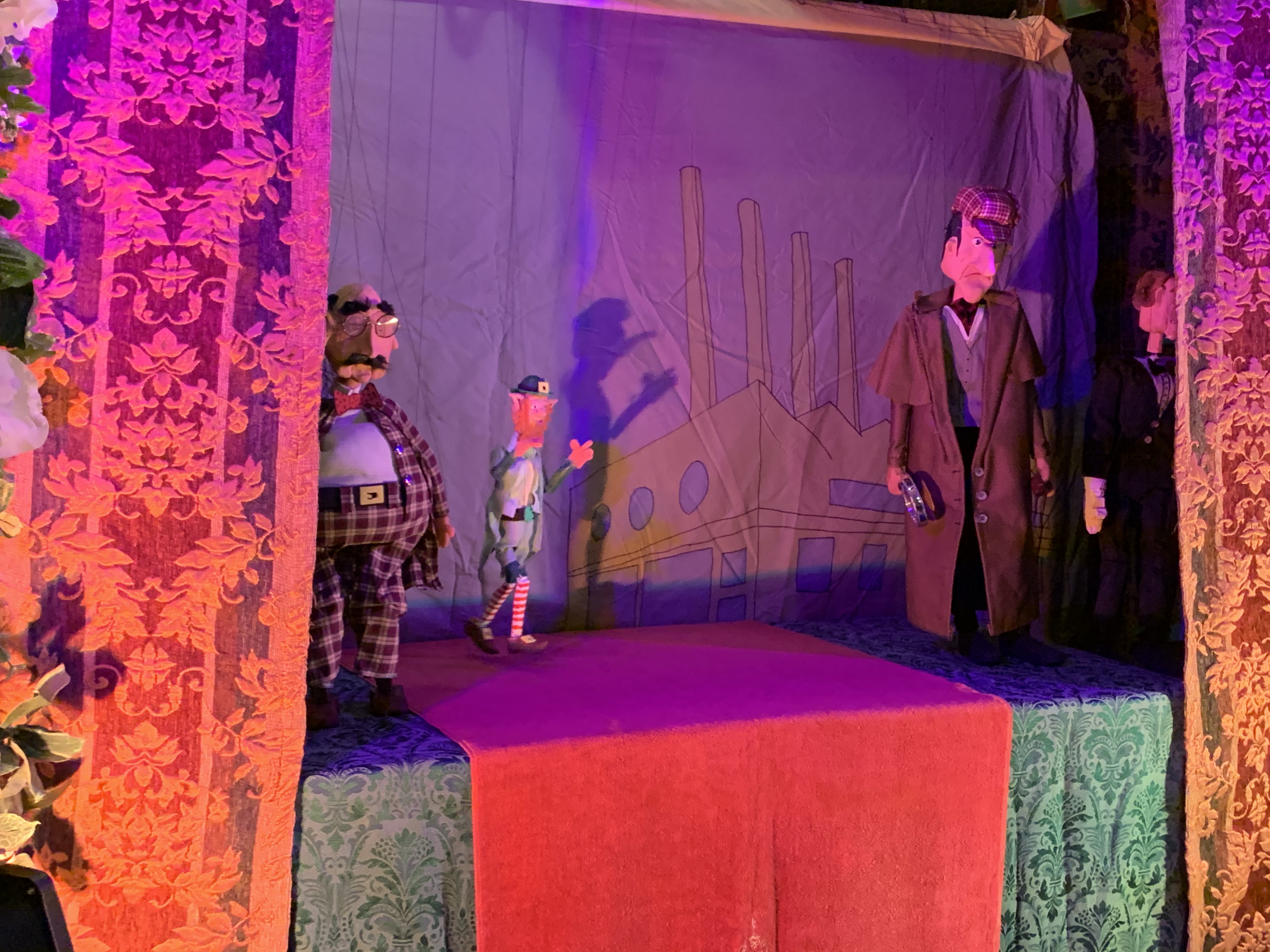Hire West Puppets - Puppet Show in Orlando, Florida
