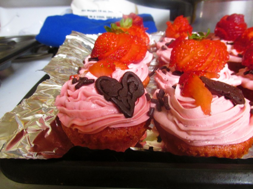 Hire Dynamite Cakes - Cake Decorator in Marion, Virginia