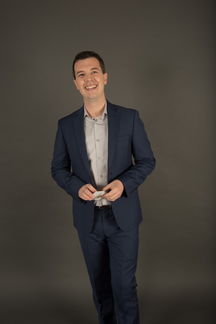 Hire Evan Matthew, Corporate Magician & Mentalist - Corporate Magician ...